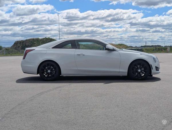 White Cadillac ATS 2016 in Kaunas, with an engine capacity of 2.00 L and mileage of 58 thousand km for 14500 €, photo 3 on AUTOMOTO.COM.LV
