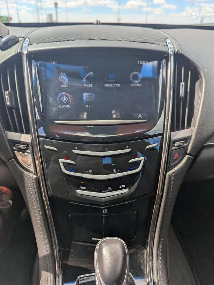 White Cadillac ATS 2016 in Kaunas, with an engine capacity of 2.00 L and mileage of 58 thousand km for 14500 €, photo 20 on AUTOMOTO.COM.LV