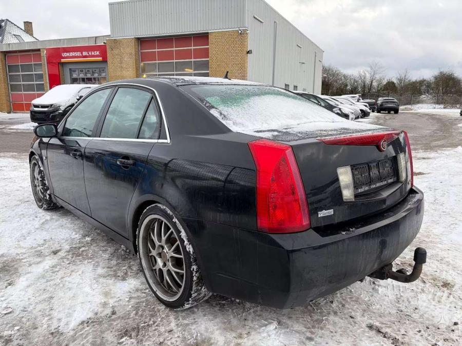 Black Cadillac BLS 2008 in Vilnius, with an engine capacity of 2.00 L and mileage of 237 thousand km for 3500 €, photo 3 on AUTOMOTO.COM.LV