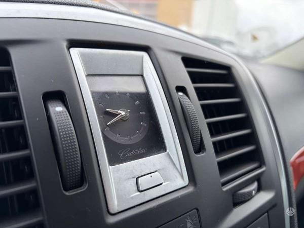 Melns Cadillac BLS 2008 Viļņa, ar dzinēja tilpumu 2.00 L un nobraukumu 237 tūkst. km par 3500 €, foto 11 vietnē AUTOMOTO.COM.LV