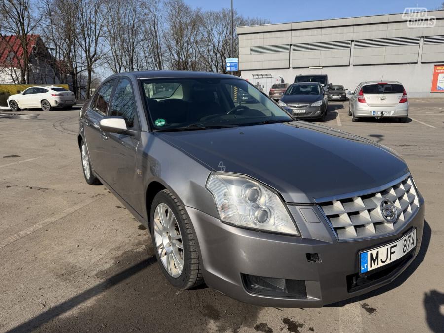 Grey Cadillac BLS 2006 in Vilnius, with an engine capacity of 2.00 L and mileage of 199 thousand km for 1649 €, photo 3 on AUTOMOTO.COM.LV