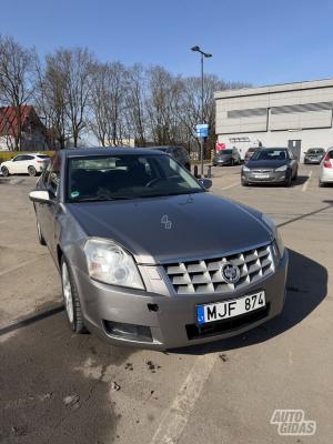Grey Cadillac BLS 2006 in Vilnius, with an engine capacity of 2.00 L and mileage of 199 thousand km for 1649 €, photo 4 on AUTOMOTO.COM.LV