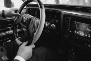 Cadillac Brougham 1992 in Kaunas, with an engine capacity of 5.70 L and mileage of 60 thousand km for 14000 €, photo 9 on AUTOMOTO.COM.LV