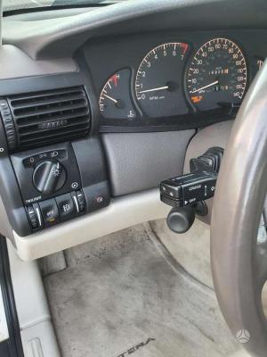 Balts Cadillac Catera 1998 Viļņa, ar dzinēja tilpumu 2.96 L un nobraukumu 112 tūkst. km par 4999 €, foto 18 vietnē AUTOMOTO.COM.LV