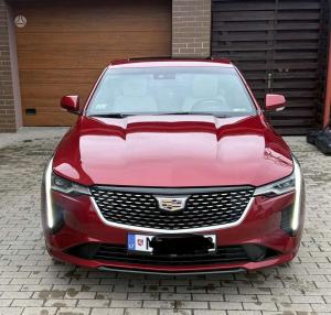 Sarkans Cadillac CT4 2021 Kauņa, ar dzinēja tilpumu 2.00 L un nobraukumu 60 tūkst. km par 18900 €, foto 3 vietnē AUTOMOTO.COM.LV