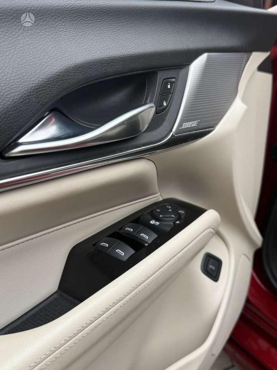 Sarkans Cadillac CT4 2021 Kauņa, ar dzinēja tilpumu 2.00 L un nobraukumu 60 tūkst. km par 18900 €, foto 9 vietnē AUTOMOTO.COM.LV
