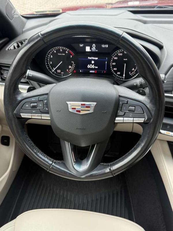 Sarkans Cadillac CT4 2021 Kauņa, ar dzinēja tilpumu 2.00 L un nobraukumu 60 tūkst. km par 18900 €, foto 11 vietnē AUTOMOTO.COM.LV