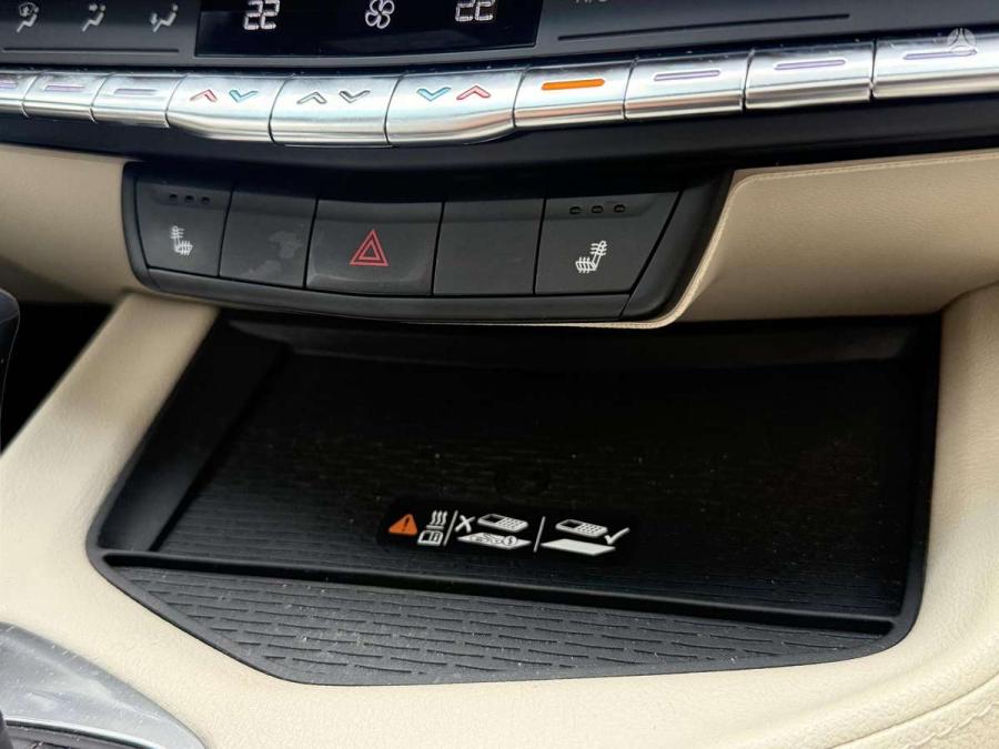 Sarkans Cadillac CT4 2021 Kauņa, ar dzinēja tilpumu 2.00 L un nobraukumu 60 tūkst. km par 18900 €, foto 14 vietnē AUTOMOTO.COM.LV