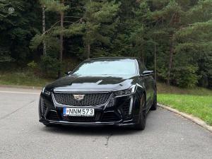 Melns Cadillac CT5 2024 Viļņa, ar dzinēja tilpumu 6.16 L un nobraukumu 13 tūkst. km par 89000 €, foto 3 vietnē AUTOMOTO.COM.LV