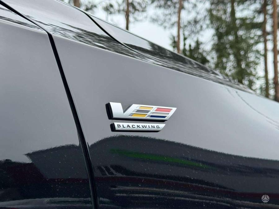 Melns Cadillac CT5 2024 Viļņa, ar dzinēja tilpumu 6.16 L un nobraukumu 13 tūkst. km par 89000 €, foto 11 vietnē AUTOMOTO.COM.LV