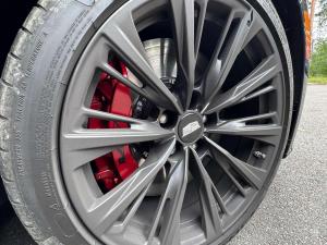 Melns Cadillac CT5 2024 Viļņa, ar dzinēja tilpumu 6.16 L un nobraukumu 13 tūkst. km par 89000 €, foto 12 vietnē AUTOMOTO.COM.LV