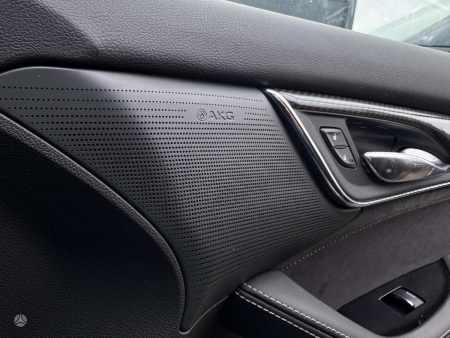 Melns Cadillac CT5 2024 Viļņa, ar dzinēja tilpumu 6.16 L un nobraukumu 13 tūkst. km par 89000 €, foto 21 vietnē AUTOMOTO.COM.LV