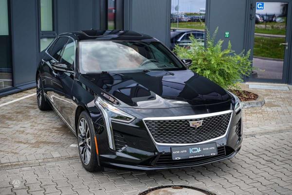 Black Cadillac CT6 2019 in Kaunas, with an engine capacity of 3.65 L and mileage of 119 thousand km for 29950 €, photo 3 on AUTOMOTO.COM.LV