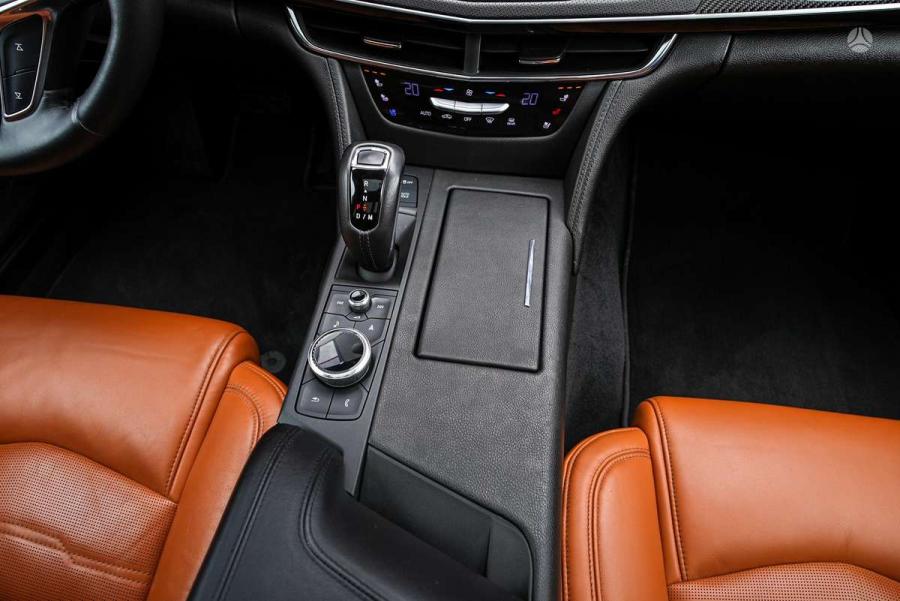 Черный Кадиллак CT6 2019 в Каунас, объемом двигателя 3.65 л и пробегом 119 тыс. км за 29950 €, фото 23 на AUTOMOTO.COM.LV