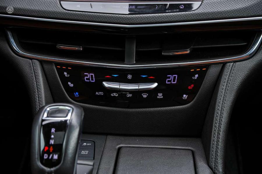 Черный Кадиллак CT6 2019 в Каунас, объемом двигателя 3.65 л и пробегом 119 тыс. км за 29950 €, фото 24 на AUTOMOTO.COM.LV