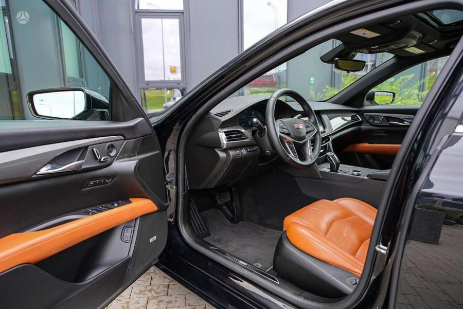 Черный Кадиллак CT6 2019 в Каунас, объемом двигателя 3.65 л и пробегом 119 тыс. км за 29950 €, фото 25 на AUTOMOTO.COM.LV