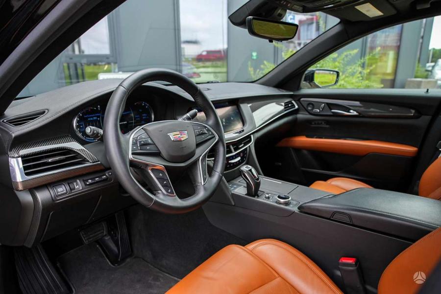 Черный Кадиллак CT6 2019 в Каунас, объемом двигателя 3.65 л и пробегом 119 тыс. км за 29950 €, фото 27 на AUTOMOTO.COM.LV