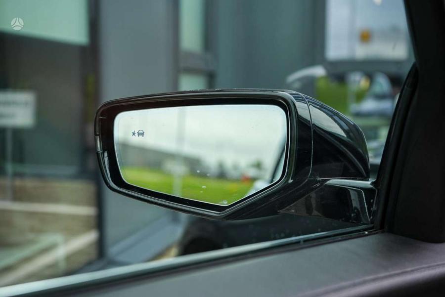 Черный Кадиллак CT6 2019 в Каунас, объемом двигателя 3.65 л и пробегом 119 тыс. км за 29950 €, фото 36 на AUTOMOTO.COM.LV