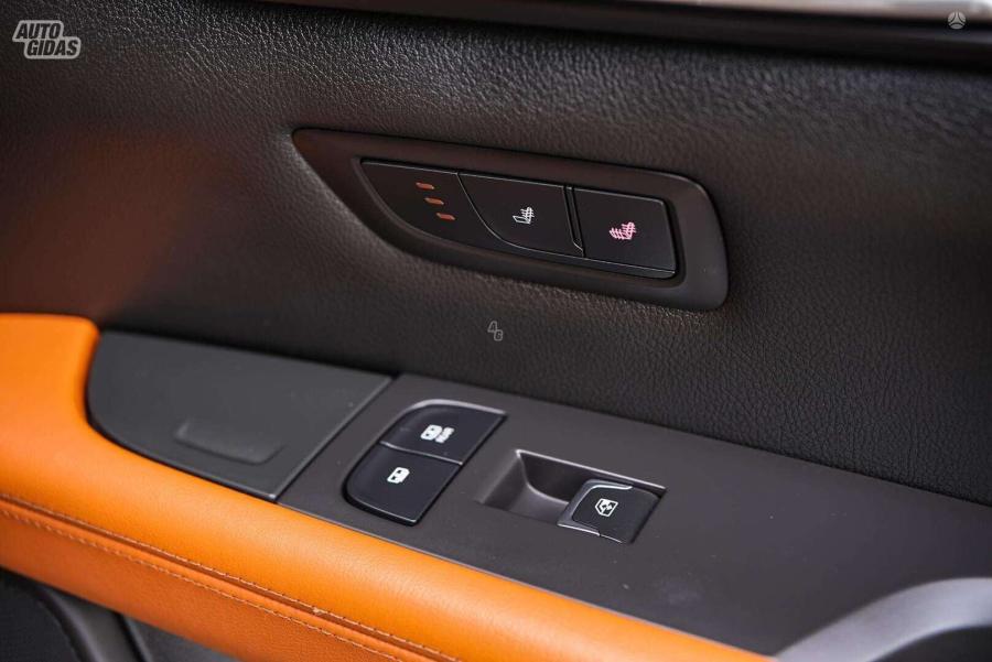 Melns Cadillac CT6 2019 Kauņa, ar dzinēja tilpumu 3.60 L un nobraukumu 119 tūkst. km par 29950 €, foto 37 vietnē AUTOMOTO.COM.LV