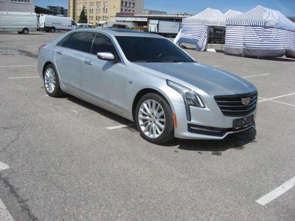 Серый Кадиллак CT6 2016 в Каунас, объемом двигателя 3.65 л и пробегом 179 тыс. км за 14300 €, фото 7 на AUTOMOTO.COM.LV