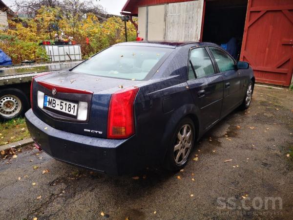 Zils Cadillac CTS 2003 Krāslava, ar dzinēja tilpumu 2.60 L un nobraukumu 322 tūkst. km par 1500 €, foto 3 vietnē AUTOMOTO.COM.LV