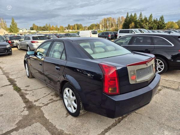 Blue Cadillac CTS 2004 in Utena, with an engine capacity of 3.18 L and mileage of 194 thousand km for 1990 €, photo 3 on AUTOMOTO.COM.LV