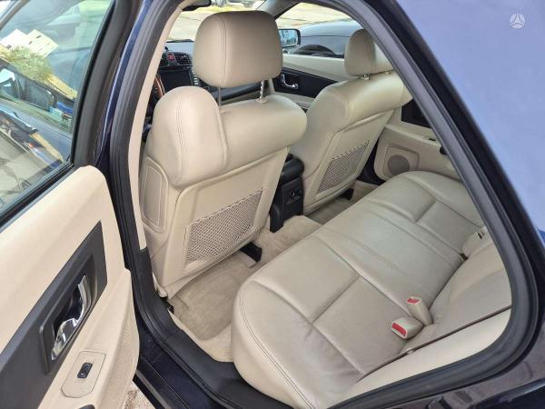 Blue Cadillac CTS 2004 in Utena, with an engine capacity of 3.18 L and mileage of 194 thousand km for 1990 €, photo 9 on AUTOMOTO.COM.LV