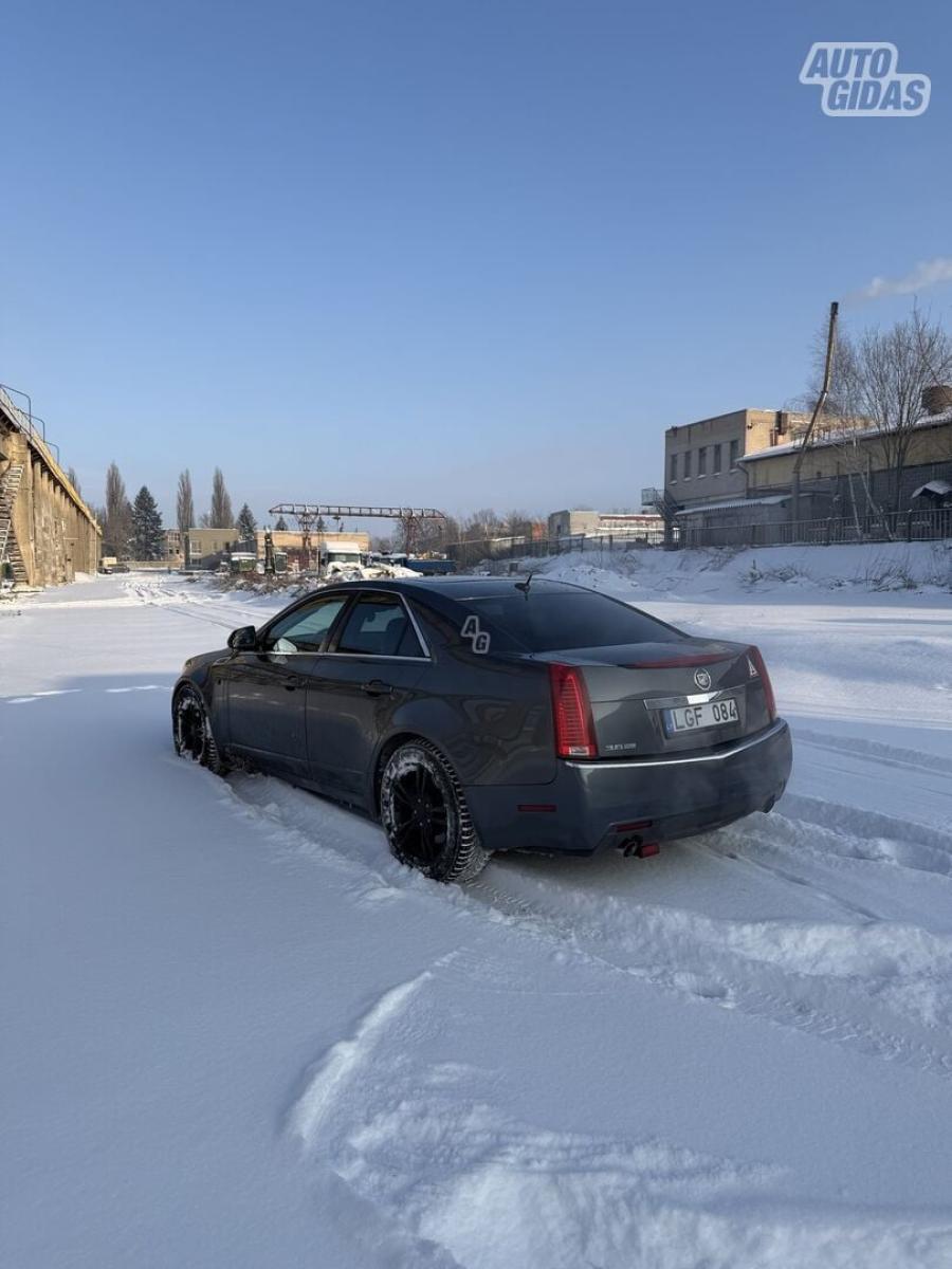 Серый Кадиллак СТС 2009 в Паневежис, объемом двигателя 3.60 л и пробегом 300 тыс. км за 3500 €, фото 4 на AUTOMOTO.COM.LV
