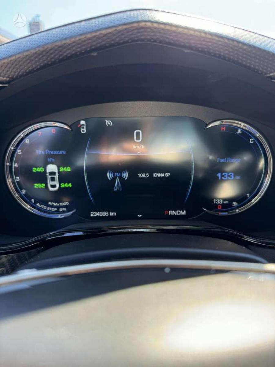 Pelēks Cadillac CTS 2016 Kauņa, ar dzinēja tilpumu 3.65 L un nobraukumu 234 tūkst. km par 9300 €, foto 10 vietnē AUTOMOTO.COM.LV
