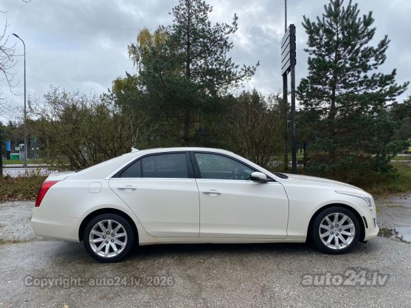 White Cadillac CTS 2014 in Tallinn, with an engine capacity of 2.00 L and mileage of 181 thousand km for 9200 €, photo 3 on AUTOMOTO.COM.LV