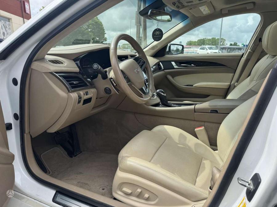 White Cadillac CTS 2016 in Kretinga, with an engine capacity of 2.00 L and mileage of 112 thousand km for 15500 €, photo 13 on AUTOMOTO.COM.LV