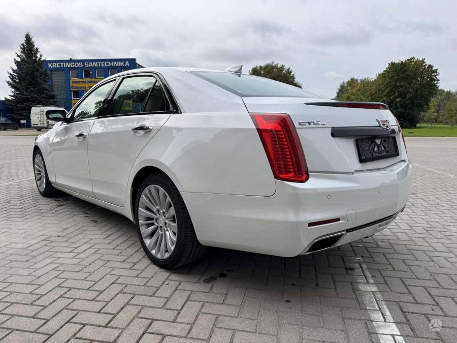 White Cadillac CTS 2016 in Kretinga, with an engine capacity of 2.00 L and mileage of 112 thousand km for 14995 €, photo 8 on AUTOMOTO.COM.LV