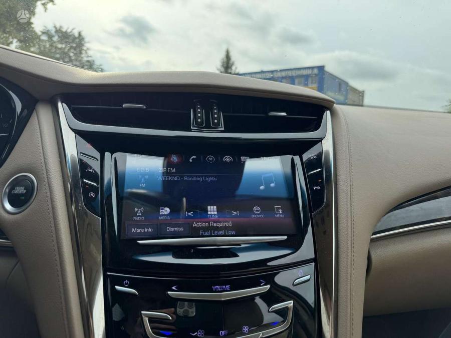 White Cadillac CTS 2016 in Kretinga, with an engine capacity of 2.00 L and mileage of 112 thousand km for 14995 €, photo 23 on AUTOMOTO.COM.LV