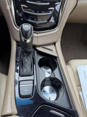White Cadillac CTS 2016 in Kretinga, with an engine capacity of 2.00 L and mileage of 112 thousand km for 14995 €, photo 25 on AUTOMOTO.COM.LV