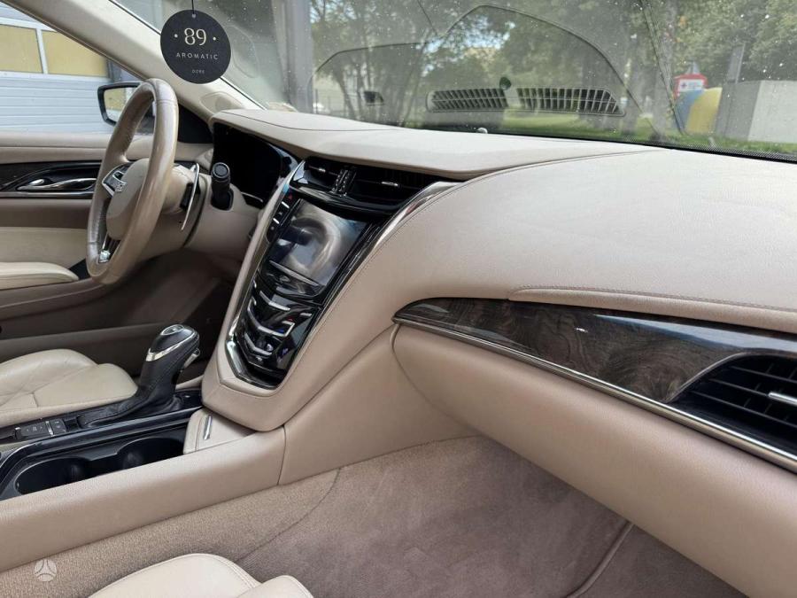 White Cadillac CTS 2016 in Kretinga, with an engine capacity of 2.00 L and mileage of 112 thousand km for 14995 €, photo 26 on AUTOMOTO.COM.LV