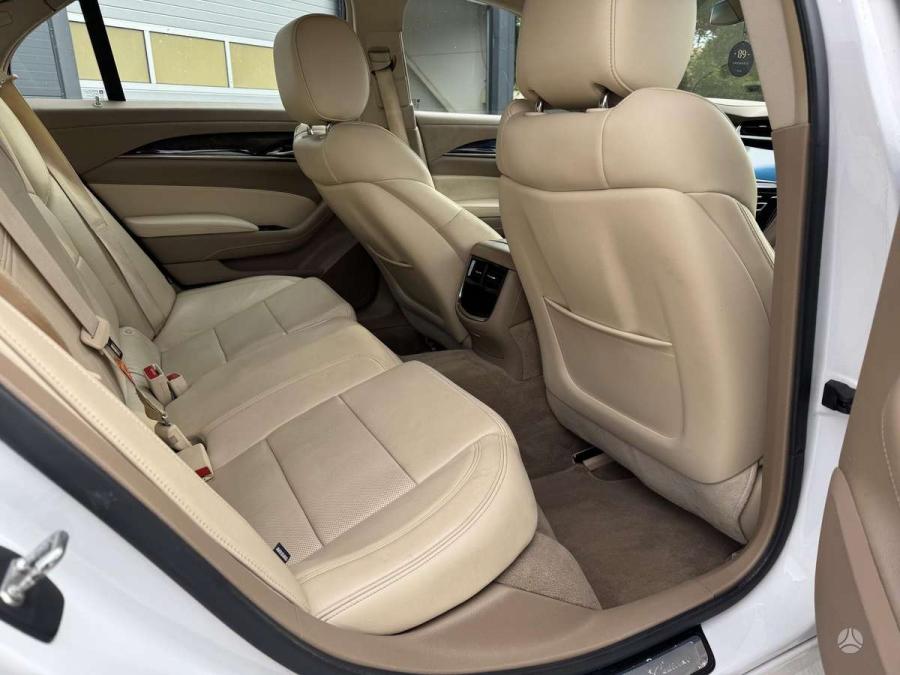 White Cadillac CTS 2016 in Kretinga, with an engine capacity of 2.00 L and mileage of 112 thousand km for 14995 €, photo 33 on AUTOMOTO.COM.LV
