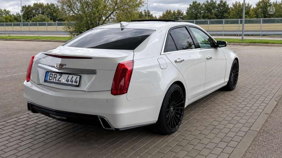 White Cadillac CTS 2018 in Klaipeda, with an engine capacity of 3.64 L and mileage of 75 thousand km for 18900 €, photo 6 on AUTOMOTO.COM.LV