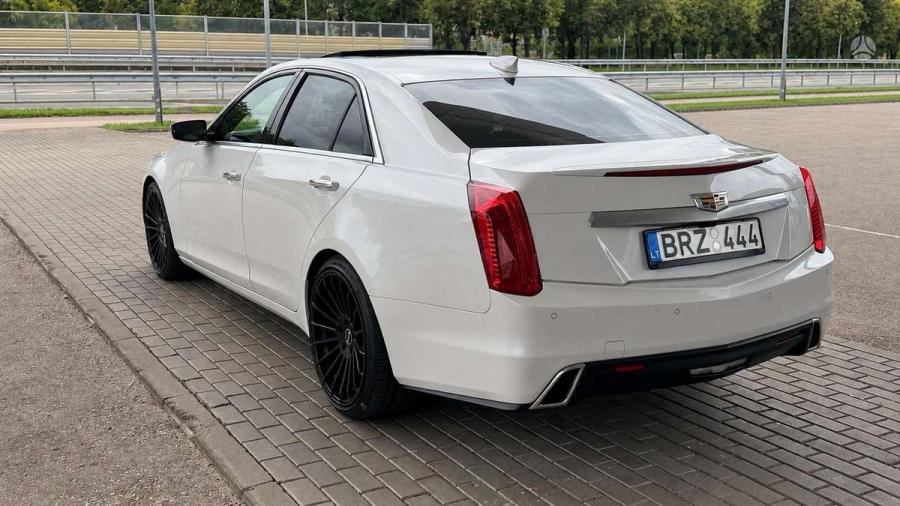 White Cadillac CTS 2018 in Klaipeda, with an engine capacity of 3.64 L and mileage of 75 thousand km for 18900 €, photo 7 on AUTOMOTO.COM.LV