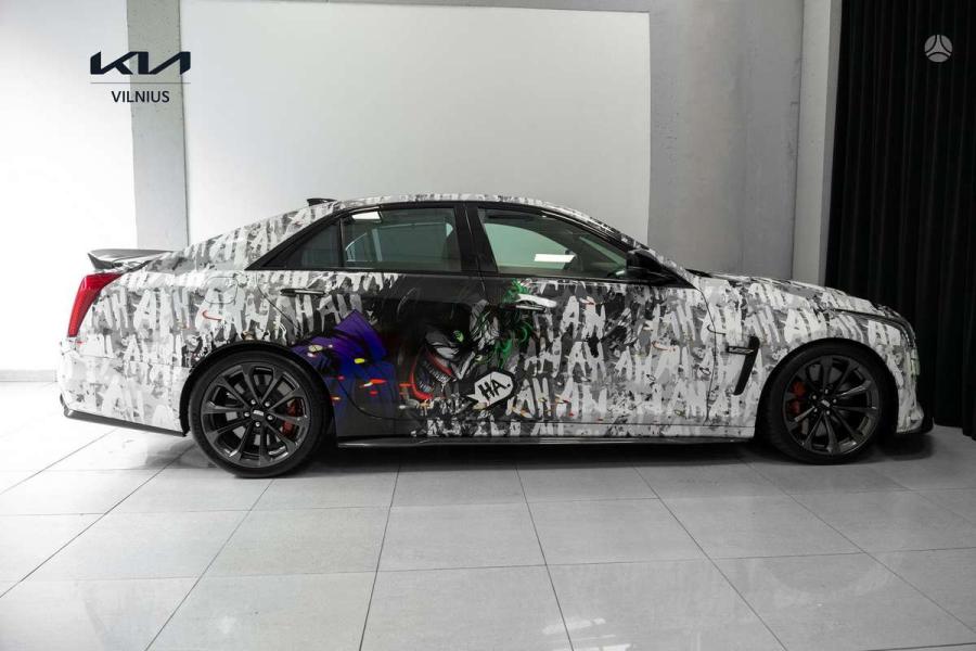 Белый Кадиллак СТС 2018 в Вильнюс, объемом двигателя 6.16 л и пробегом 52 тыс. км за 60000 €, фото 47 на AUTOMOTO.COM.LV