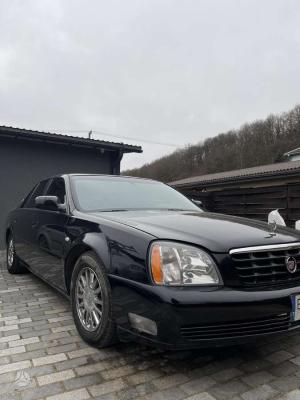 Black Cadillac de-ville 2004 in Kaunas, with an engine capacity of 4.57 L and mileage of 188 thousand km for 4000 €, photo  on AUTOMOTO.COM.LV