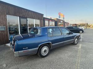 Zils Cadillac de-ville 1990 Viļņa, ar dzinēja tilpumu 4.47 L un nobraukumu 207 tūkst. km par 9000 €, foto 4 vietnē AUTOMOTO.COM.LV