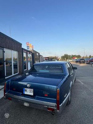 Zils Cadillac de-ville 1990 Viļņa, ar dzinēja tilpumu 4.47 L un nobraukumu 207 tūkst. km par 9000 €, foto 15 vietnē AUTOMOTO.COM.LV
