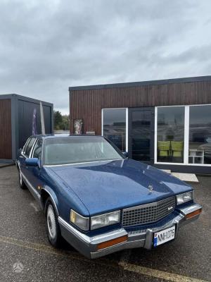 Zils Cadillac de-ville 1990 Viļņa, ar dzinēja tilpumu 4.47 L un nobraukumu 207 tūkst. km par 9000 €, foto 27 vietnē AUTOMOTO.COM.LV