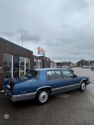 Zils Cadillac de-ville 1990 Viļņa, ar dzinēja tilpumu 4.47 L un nobraukumu 207 tūkst. km par 9000 €, foto 31 vietnē AUTOMOTO.COM.LV