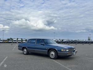 Zils Cadillac de-ville 1990 Viļņa, ar dzinēja tilpumu 4.47 L un nobraukumu 207 tūkst. km par 11111 €, foto 5 vietnē AUTOMOTO.COM.LV