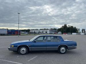 Zils Cadillac de-ville 1990 Viļņa, ar dzinēja tilpumu 4.47 L un nobraukumu 207 tūkst. km par 11111 €, foto 12 vietnē AUTOMOTO.COM.LV