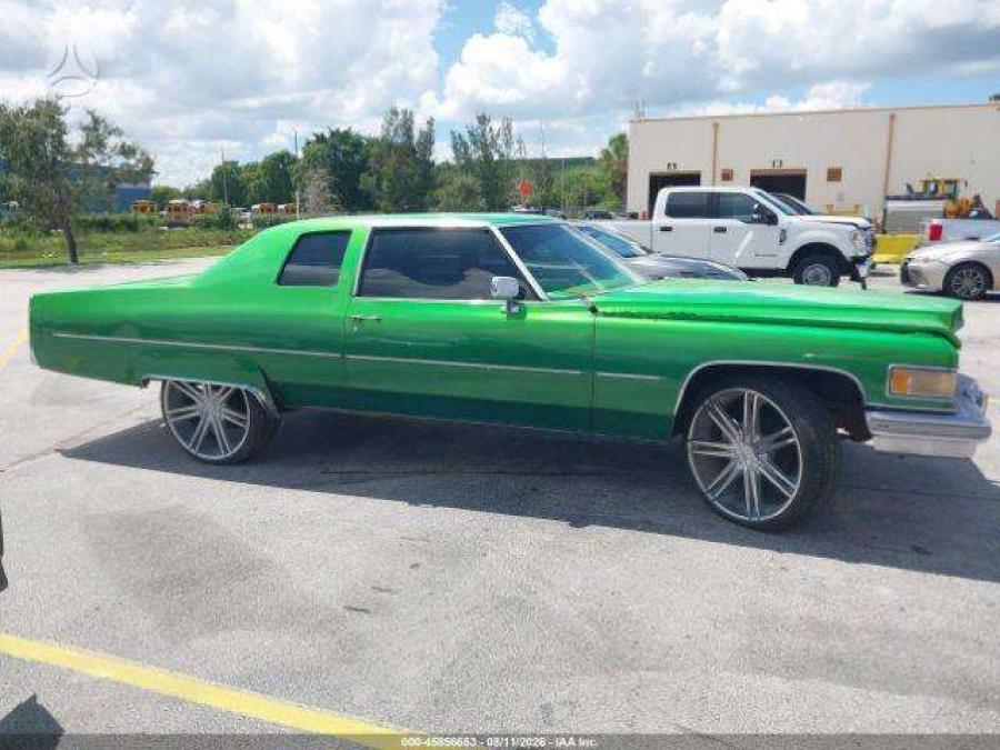 Green Cadillac de-ville 1976 in Klaipeda, with an engine capacity of 0.00 L and mileage of 136 thousand km for 8500 €, photo 5 on AUTOMOTO.COM.LV
