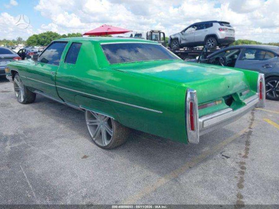 Green Cadillac de-ville 1976 in Klaipeda, with an engine capacity of 0.00 L and mileage of 136 thousand km for 8500 €, photo 8 on AUTOMOTO.COM.LV