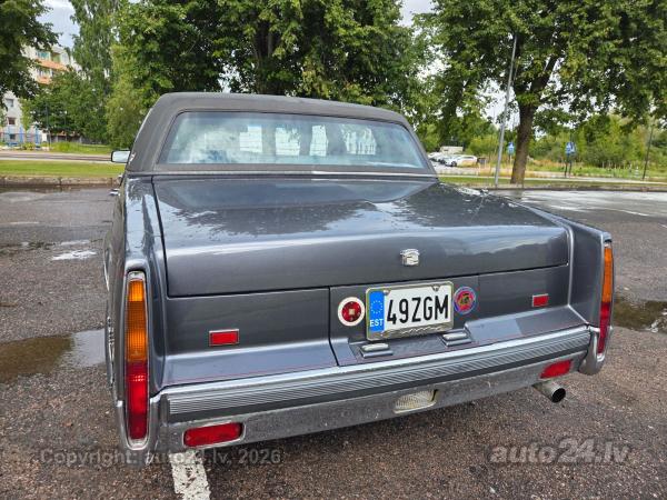 Pelēks Cadillac de-ville 1989 Tallina, ar dzinēja tilpumu 4.50 L un nobraukumu 267 tūkst. km par 5999 €, foto 4 vietnē AUTOMOTO.COM.LV