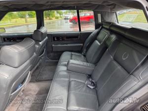 Pelēks Cadillac de-ville 1989 Tallina, ar dzinēja tilpumu 4.50 L un nobraukumu 267 tūkst. km par 5999 €, foto 11 vietnē AUTOMOTO.COM.LV